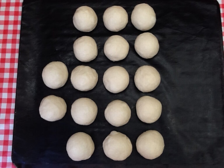 Mini Bread Rolls & Loaves - Tales From The Kitchen Shed