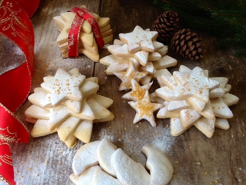 Christmas Shortbread Biscuits - Tales From The Kitchen Shed