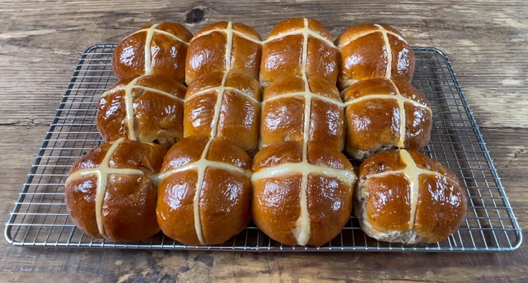 Easy Hot Cross Buns - Tales From The Kitchen Shed