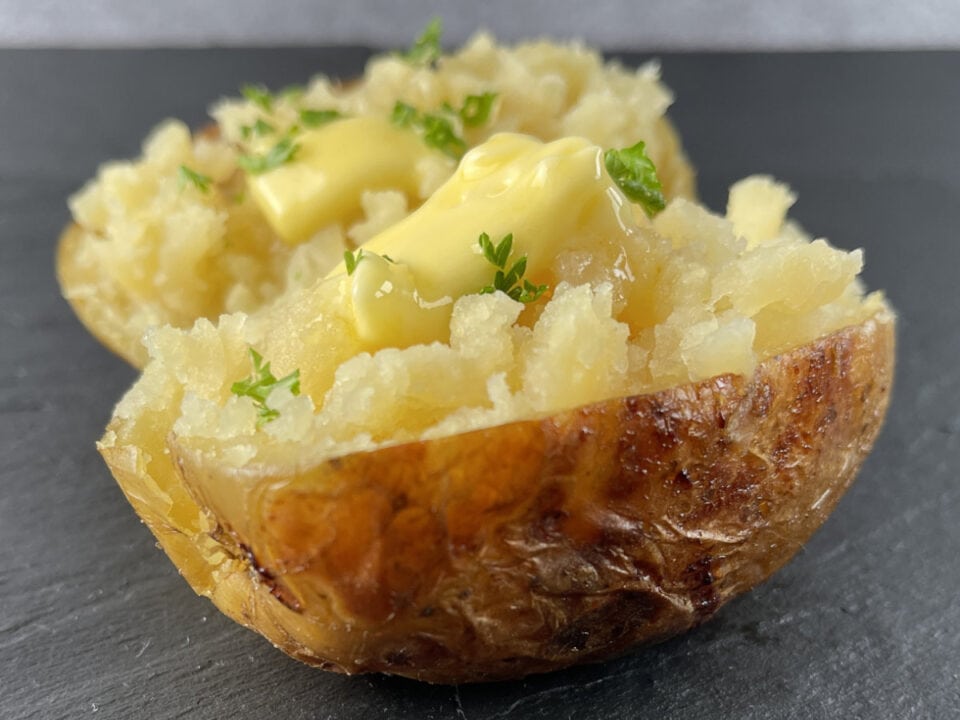 Slow Cooker Jacket Potatoes - Tales From The Kitchen Shed