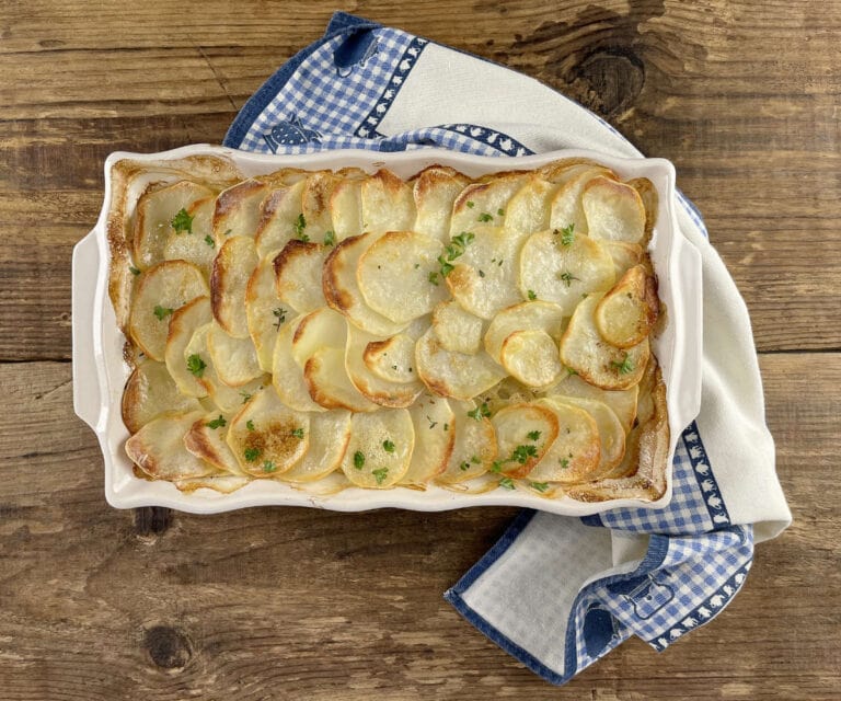 French Boulangère Potatoes (Potato and Onion Bake) - Tales From The ...