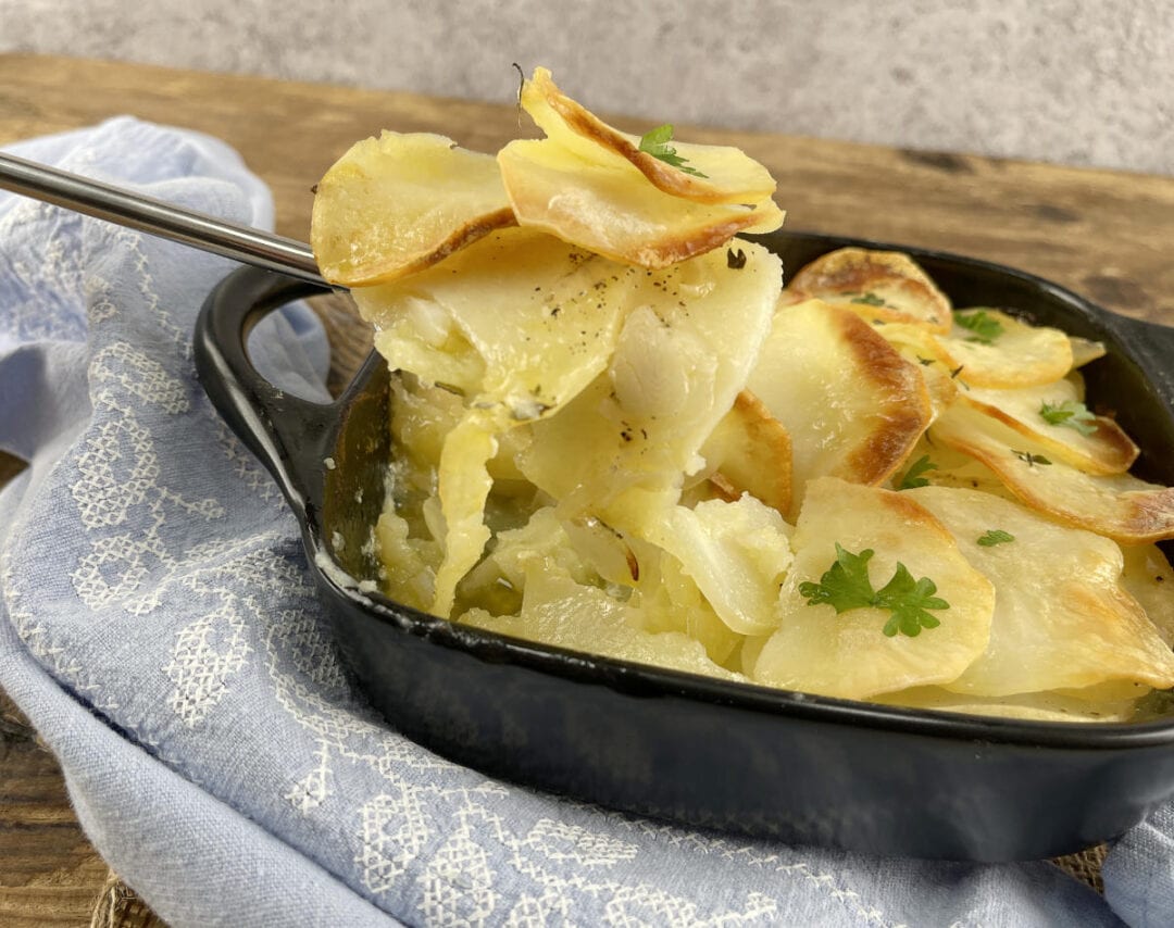French Boulangère Potatoes (Potato and Onion Bake) - Tales From The ...